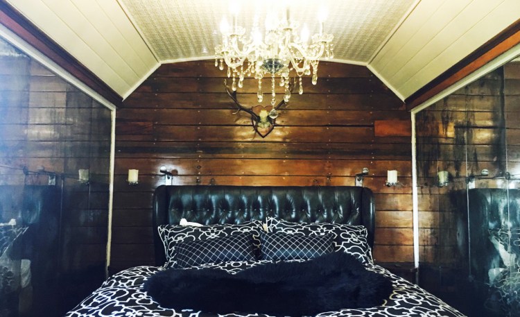 Redleaf Carriages – Redleaf Farm 0411 763 373